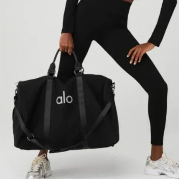 ALO Yoga | Bags | Alo Yoga Large Traverse Duffle Black | Poshmark